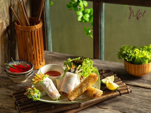 Home - MẸT Vietnamese restaurant & Vegetarian Food